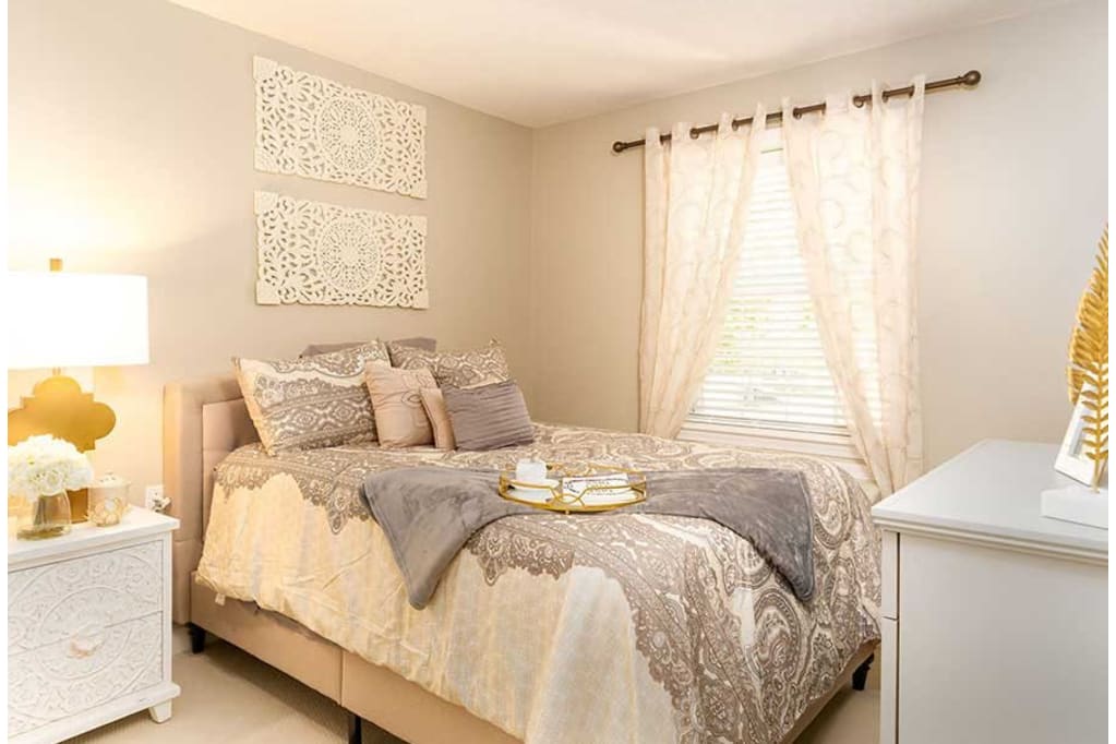 TerraBella Thornblade Gallery